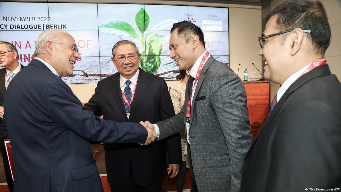 DW interview with Agus Harimurti Yudhoyono (AHY) in Berlin | Club de Madrid